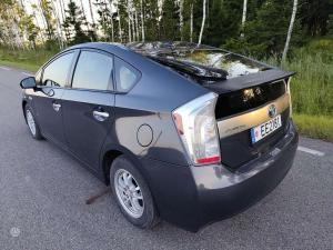 Pelēks Toyota Prius 2013 Kauņa, ar dzinēja tilpumu 1.80 L un nobraukumu 243 tūkst. km par 7300 €, foto 7 vietnē AUTOMOTO.COM.LV