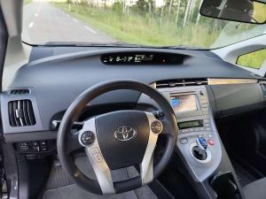 Pelēks Toyota Prius 2013 Kauņa, ar dzinēja tilpumu 1.80 L un nobraukumu 243 tūkst. km par 7300 €, foto 13 vietnē AUTOMOTO.COM.LV