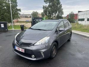 Серый Тойота Приус 2013 в Шяуляй, объемом двигателя 1.80 л и пробегом 258 тыс. км за 8250 €, фото  на AUTOMOTO.COM.LV