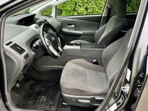 Pelēks Toyota Prius 2013 Marijampole, ar dzinēja tilpumu 1.80 L un nobraukumu 307 tūkst. km par 8500 €, foto 21 vietnē AUTOMOTO.COM.LV