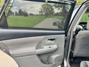 Pelēks Toyota Prius 2013 Marijampole, ar dzinēja tilpumu 1.80 L un nobraukumu 307 tūkst. km par 8500 €, foto 26 vietnē AUTOMOTO.COM.LV