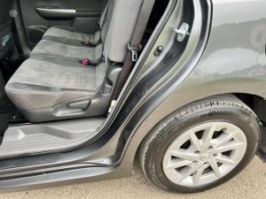 Pelēks Toyota Prius 2013 Marijampole, ar dzinēja tilpumu 1.80 L un nobraukumu 307 tūkst. km par 8500 €, foto 27 vietnē AUTOMOTO.COM.LV