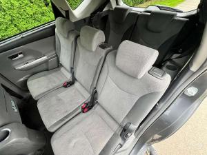 Pelēks Toyota Prius 2013 Marijampole, ar dzinēja tilpumu 1.80 L un nobraukumu 307 tūkst. km par 8500 €, foto 30 vietnē AUTOMOTO.COM.LV