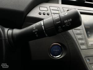 Grey Toyota Prius 2014 in Avizieniai, with an engine capacity of 1.80 L and mileage of 261 thousand km for 8750 €, photo 12 on AUTOMOTO.COM.LV