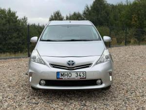 Grey Toyota Prius 2014 in Vilnius, with an engine capacity of 1.80 L and mileage of 444 thousand km for 7300 €, photo 3 on AUTOMOTO.COM.LV