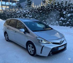 Grey Toyota Prius 2015 in Klaipeda, with an engine capacity of 1.80 L and mileage of 270 thousand km for 8500 €, photo 2 on AUTOMOTO.COM.LV