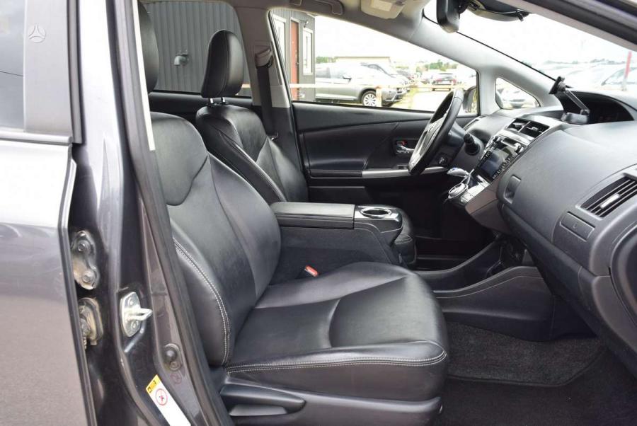 Pelēks Toyota Prius 2018 Viļņa, ar dzinēja tilpumu 1.80 L un nobraukumu 268 tūkst. km par 9350 €, foto 9 vietnē AUTOMOTO.COM.LV