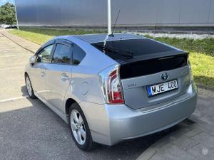 Серый Тойота Приус 2011 в Вильнюс, объемом двигателя 1.80 л и пробегом 165 тыс. км за 8500 €, фото 4 на AUTOMOTO.COM.LV