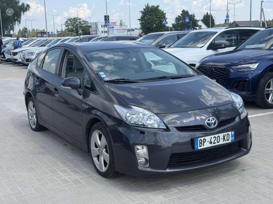 Pelēks Toyota Prius 2011 Tauragė, ar dzinēja tilpumu 1.80 L un nobraukumu 374 tūkst. km par 4900 €, foto 3 vietnē AUTOMOTO.COM.LV