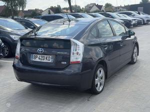 Pelēks Toyota Prius 2011 Tauragė, ar dzinēja tilpumu 1.80 L un nobraukumu 374 tūkst. km par 4900 €, foto 4 vietnē AUTOMOTO.COM.LV