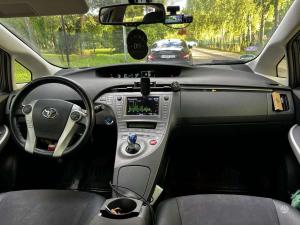Grey Toyota Prius 2012 in Vilnius, with an engine capacity of 1.80 L and mileage of 156 thousand km for 8500 €, photo 13 on AUTOMOTO.COM.LV