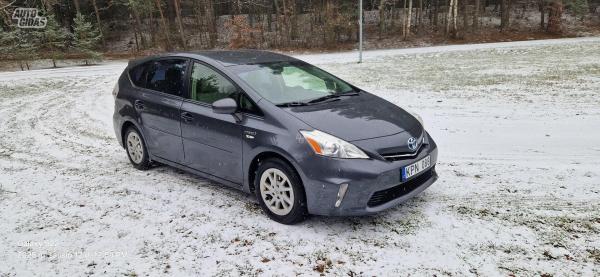 Pelēks Toyota Prius 2012 Kauņa, ar dzinēja tilpumu 1.80 L un nobraukumu 181 tūkst. km par 8300 €, foto 5 vietnē AUTOMOTO.COM.LV