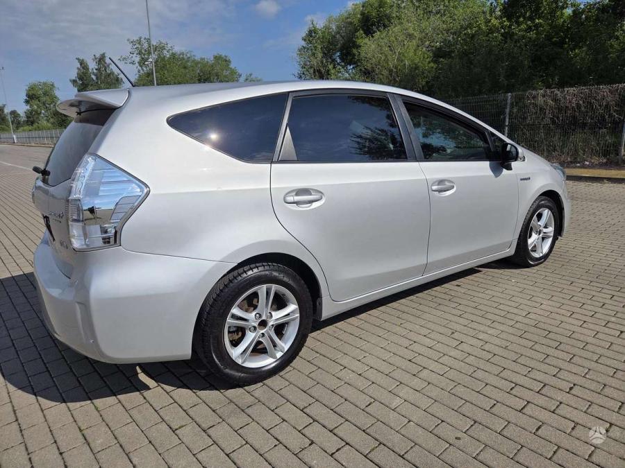 Pelēks Toyota Prius 2012 Marijampole, ar dzinēja tilpumu 1.80 L un nobraukumu 188 tūkst. km par 7899 €, foto 6 vietnē AUTOMOTO.COM.LV