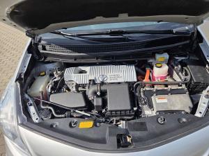 Pelēks Toyota Prius 2012 Marijampole, ar dzinēja tilpumu 1.80 L un nobraukumu 188 tūkst. km par 7899 €, foto 23 vietnē AUTOMOTO.COM.LV