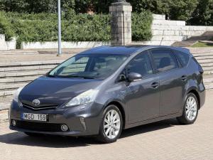 Pelēks Toyota Prius 2012 Viļņa, ar dzinēja tilpumu 1.80 L un nobraukumu 210 tūkst. km par 9500 €, foto 6 vietnē AUTOMOTO.COM.LV