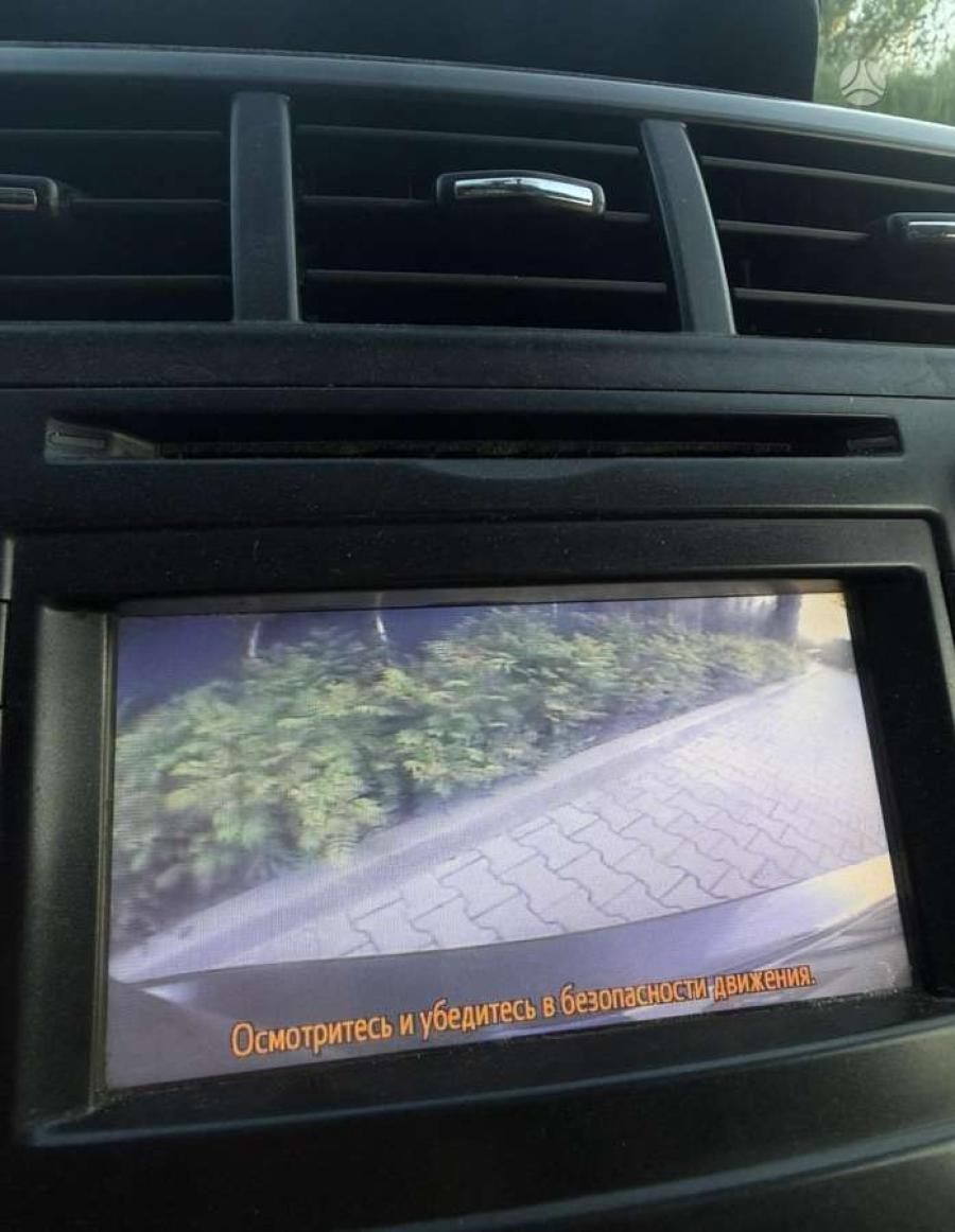 Pelēks Toyota Prius 2012 Viļņa, ar dzinēja tilpumu 1.80 L un nobraukumu 450 tūkst. km par 6750 €, foto 12 vietnē AUTOMOTO.COM.LV