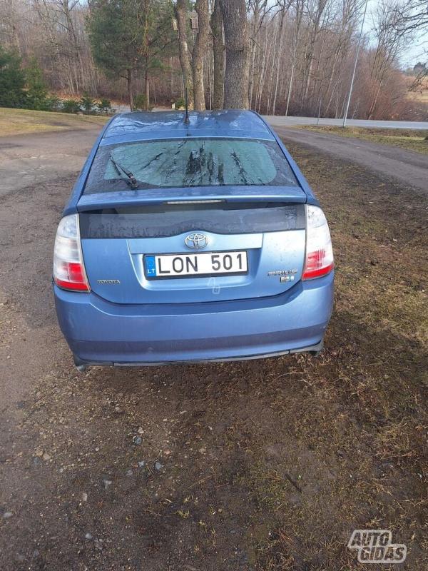 Toyota Prius 2004 Šilalė, ar dzinēja tilpumu 1.50 L un nobraukumu 1900 tūkst. km par 1250 €, foto 1 vietnē AUTOMOTO.COM.LV