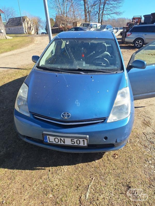 Toyota Prius 2004 Šilalė, ar dzinēja tilpumu 1.50 L un nobraukumu 1900 tūkst. km par 1250 €, foto 2 vietnē AUTOMOTO.COM.LV