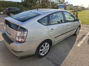 Toyota Prius 2004 Marijampole, ar dzinēja tilpumu 1.50 L un nobraukumu 252 tūkst. km par 2799 €, foto 4 vietnē AUTOMOTO.COM.LV