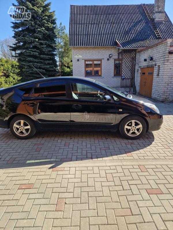 Тойота Приус 2004 в Вильнюс, объемом двигателя 1.50 л и пробегом 299 тыс. км за 4199 €, фото 3 на AUTOMOTO.COM.LV