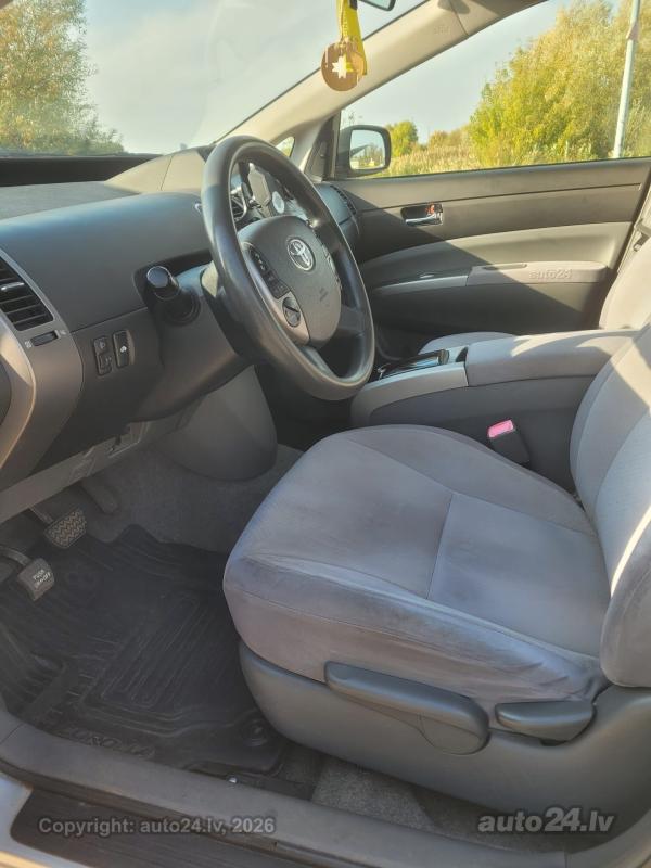 Toyota Prius 2004 Rīga, ar dzinēja tilpumu 0.00 L un nobraukumu 300 tūkst. km par 2000 €, foto 8 vietnē AUTOMOTO.COM.LV