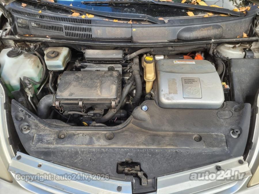Toyota Prius 2004 Rīga, ar dzinēja tilpumu 0.00 L un nobraukumu 300 tūkst. km par 2000 €, foto 10 vietnē AUTOMOTO.COM.LV