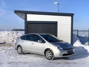 Toyota Prius 2005 Kauņa, ar dzinēja tilpumu 1.50 L un nobraukumu 85 tūkst. km par 4999 €, foto 2 vietnē AUTOMOTO.COM.LV