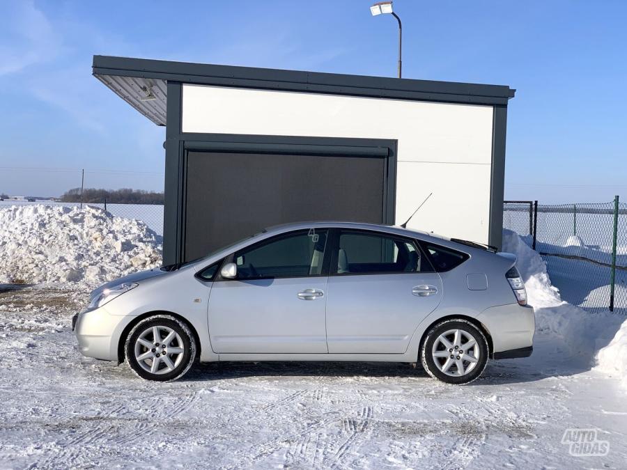 Toyota Prius 2005 Kauņa, ar dzinēja tilpumu 1.50 L un nobraukumu 85 tūkst. km par 4999 €, foto 9 vietnē AUTOMOTO.COM.LV