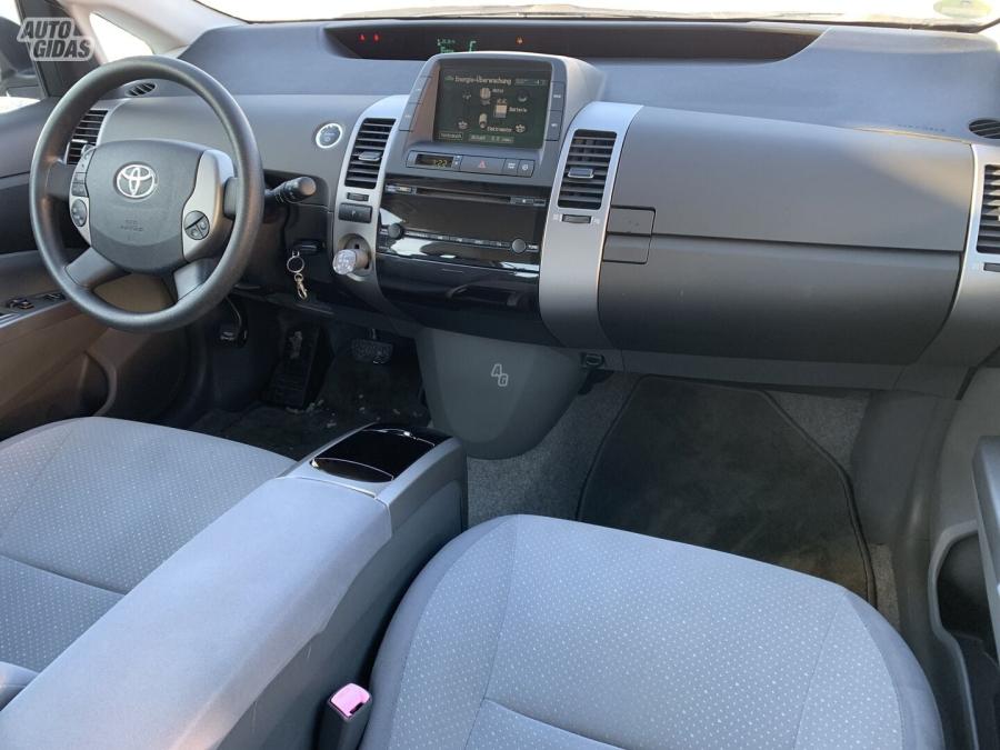 Toyota Prius 2005 Kauņa, ar dzinēja tilpumu 1.50 L un nobraukumu 85 tūkst. km par 4999 €, foto 12 vietnē AUTOMOTO.COM.LV