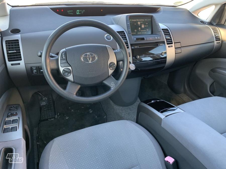Toyota Prius 2005 Kauņa, ar dzinēja tilpumu 1.50 L un nobraukumu 85 tūkst. km par 4999 €, foto 13 vietnē AUTOMOTO.COM.LV