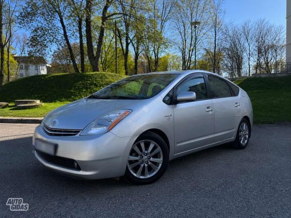 Toyota Prius 2005 in Kretinga, with an engine capacity of 1.50 L and mileage of 257 thousand km for 3200 €, photo 3 on AUTOMOTO.COM.LV