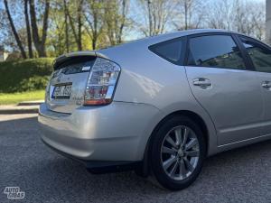 Toyota Prius 2005 in Kretinga, with an engine capacity of 1.50 L and mileage of 257 thousand km for 3200 €, photo 16 on AUTOMOTO.COM.LV