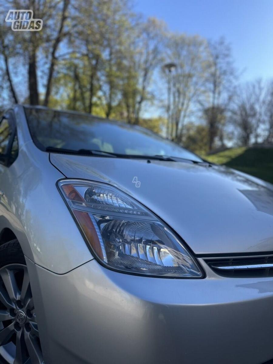 Toyota Prius 2005 in Kretinga, with an engine capacity of 1.50 L and mileage of 257 thousand km for 3200 €, photo 17 on AUTOMOTO.COM.LV