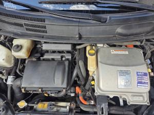 Toyota Prius 2005 in Vilnius, with an engine capacity of 1.50 L and mileage of 350 thousand km for 3550 €, photo 10 on AUTOMOTO.COM.LV
