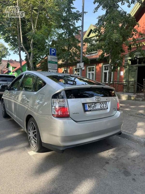 Toyota Prius 2005 Viļņa, ar dzinēja tilpumu 1.50 L un nobraukumu 250 tūkst. km par 3900 €, foto 10 vietnē AUTOMOTO.COM.LV