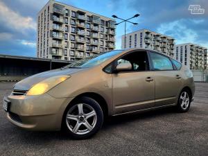 Toyota Prius 2005 Viļņa, ar dzinēja tilpumu 1.50 L un nobraukumu 325 tūkst. km par 2650 €, foto 10 vietnē AUTOMOTO.COM.LV