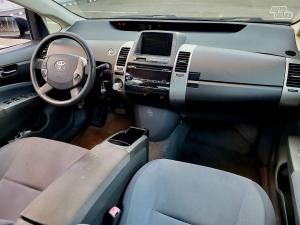 Toyota Prius 2005 Viļņa, ar dzinēja tilpumu 1.50 L un nobraukumu 325 tūkst. km par 2650 €, foto 13 vietnē AUTOMOTO.COM.LV