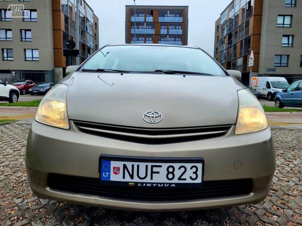 Toyota Prius 2005 Viļņa, ar dzinēja tilpumu 1.50 L un nobraukumu 310 tūkst. km par 3250 €, foto 6 vietnē AUTOMOTO.COM.LV