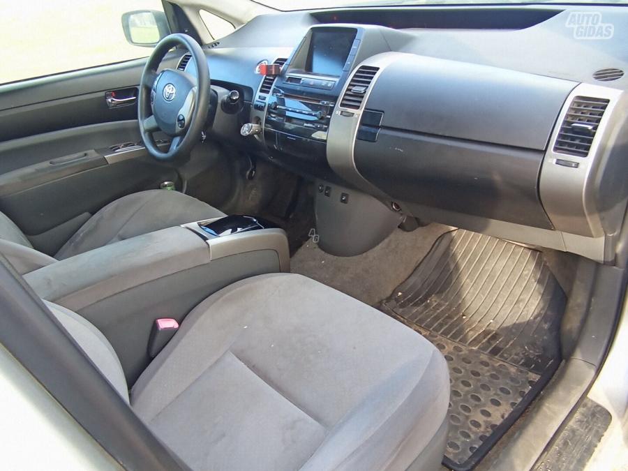 Toyota Prius 2005 Kauņa, ar dzinēja tilpumu 1.50 L un nobraukumu 422 tūkst. km par 950 €, foto 12 vietnē AUTOMOTO.COM.LV