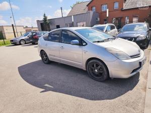 Toyota Prius 2006 in Kaunas, with an engine capacity of 1.50 L and mileage of 387 thousand km for 1400 €, photo 7 on AUTOMOTO.COM.LV