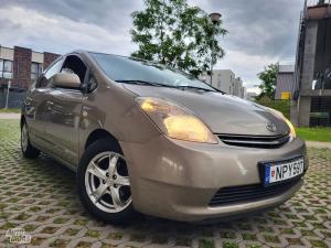 Toyota Prius 2006 Viļņa, ar dzinēja tilpumu 1.50 L un nobraukumu 345 tūkst. km par 2950 €, foto 7 vietnē AUTOMOTO.COM.LV