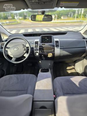Toyota Prius 2006 Viļņa, ar dzinēja tilpumu 1.50 L un nobraukumu 233 tūkst. km par 2950 €, foto 14 vietnē AUTOMOTO.COM.LV