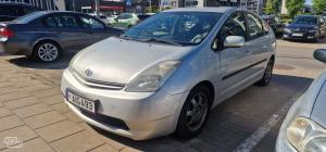 Toyota Prius 2006 Viļņa, ar dzinēja tilpumu 1.50 L un nobraukumu 350 tūkst. km par 1599 €, foto  vietnē AUTOMOTO.COM.LV