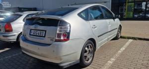 Toyota Prius 2006 in Vilnius, with an engine capacity of 1.50 L and mileage of 350 thousand km for 1599 €, photo 5 on AUTOMOTO.COM.LV