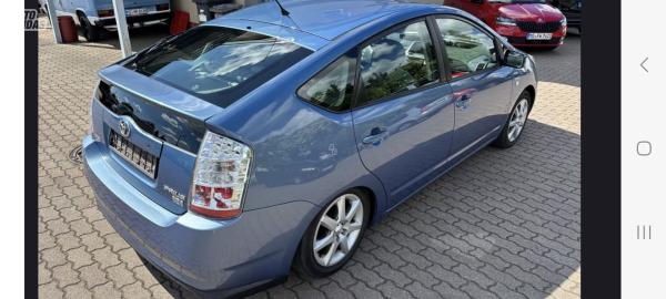 Toyota Prius 2006 Viļņa, ar dzinēja tilpumu 1.50 L un nobraukumu 287 tūkst. km par 3999 €, foto 1 vietnē AUTOMOTO.COM.LV