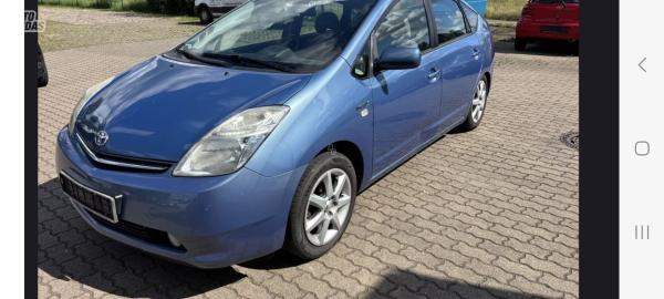Toyota Prius 2006 Viļņa, ar dzinēja tilpumu 1.50 L un nobraukumu 287 tūkst. km par 3999 €, foto 3 vietnē AUTOMOTO.COM.LV