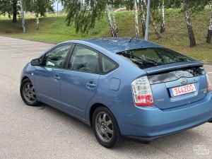 Toyota Prius 2006 Kauņa, ar dzinēja tilpumu 1.50 L un nobraukumu 0 tūkst. km par 2200 €, foto 5 vietnē AUTOMOTO.COM.LV