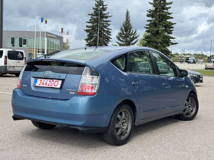 Toyota Prius 2006 Kauņa, ar dzinēja tilpumu 1.50 L un nobraukumu 0 tūkst. km par 2200 €, foto 14 vietnē AUTOMOTO.COM.LV