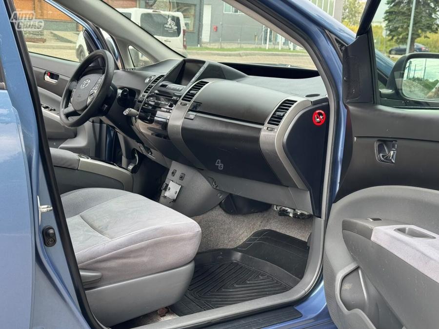 Toyota Prius 2006 Kauņa, ar dzinēja tilpumu 1.50 L un nobraukumu 0 tūkst. km par 2200 €, foto 19 vietnē AUTOMOTO.COM.LV