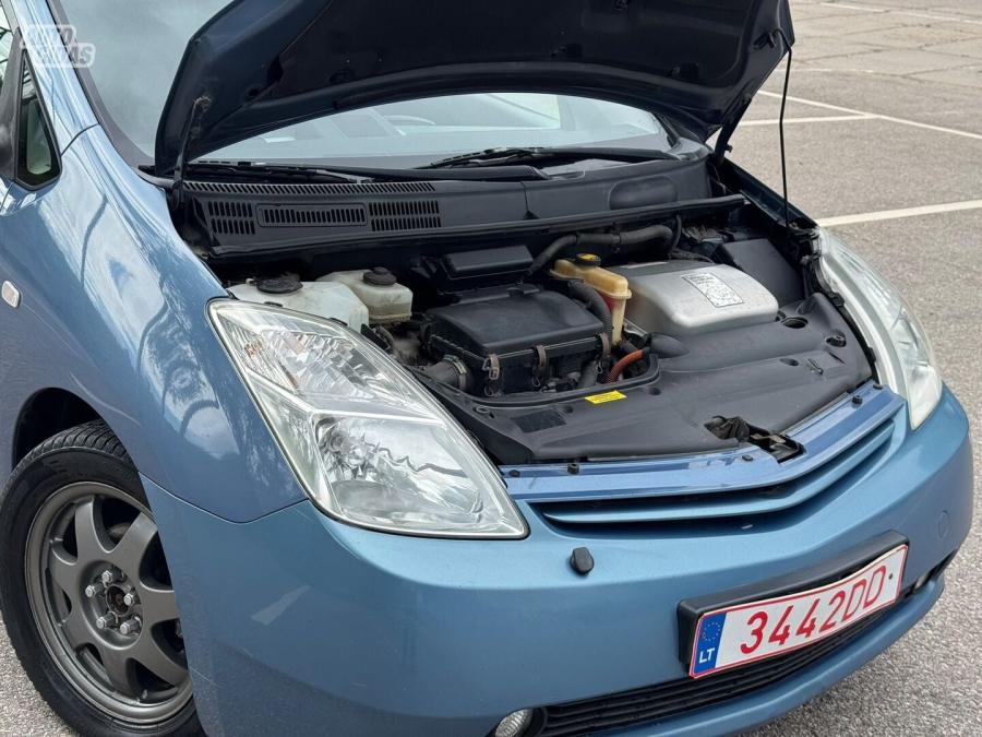 Toyota Prius 2006 Kauņa, ar dzinēja tilpumu 1.50 L un nobraukumu 0 tūkst. km par 2200 €, foto 23 vietnē AUTOMOTO.COM.LV